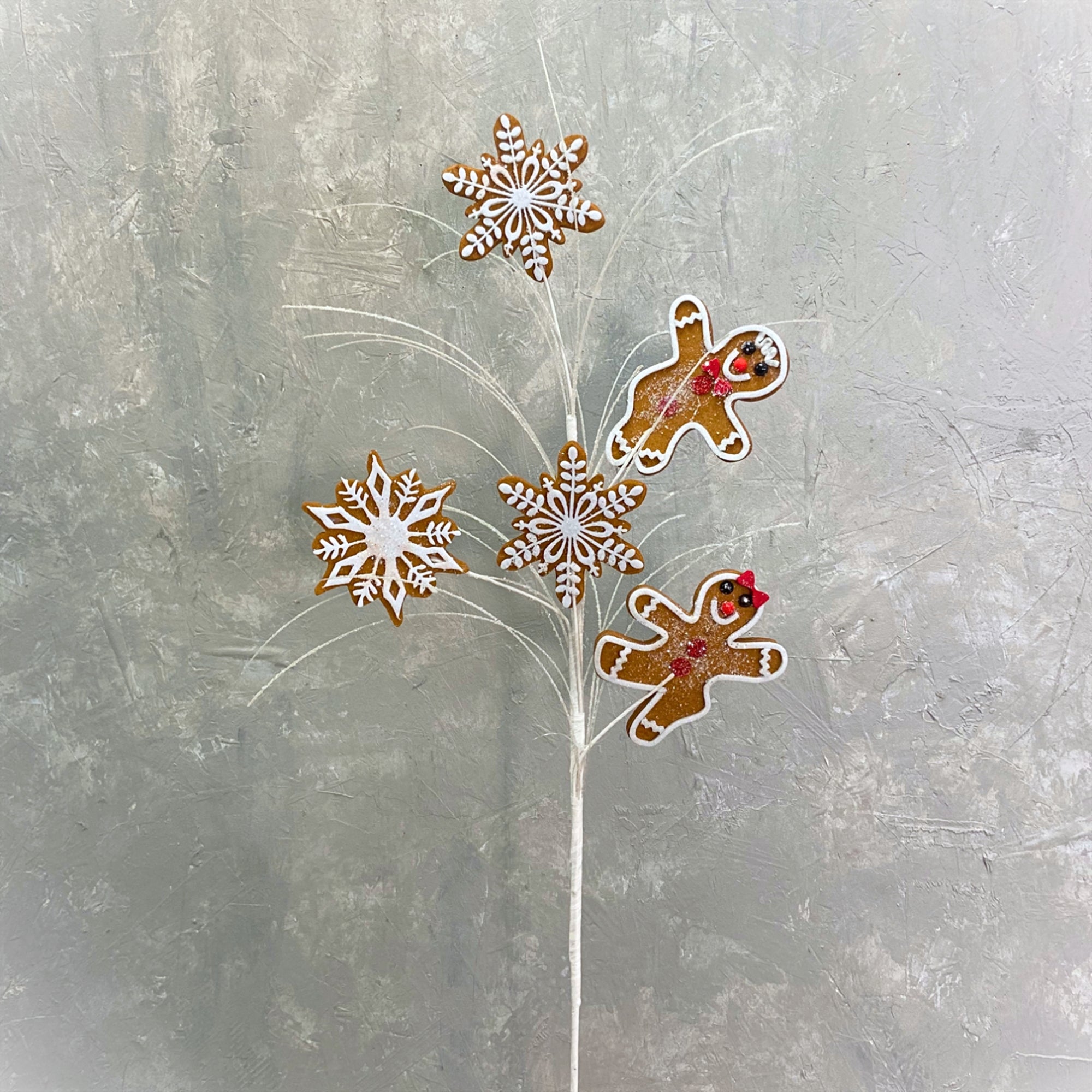 Gingerbread Man Snowflake Spray 31" | KS – David Christopher's